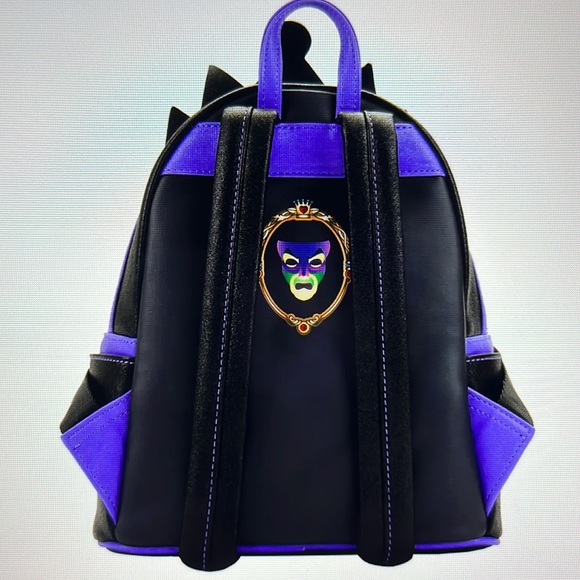 Loungefly | Bags | Loungefly Evil Queen Villains Scenes Mini Backpack ...